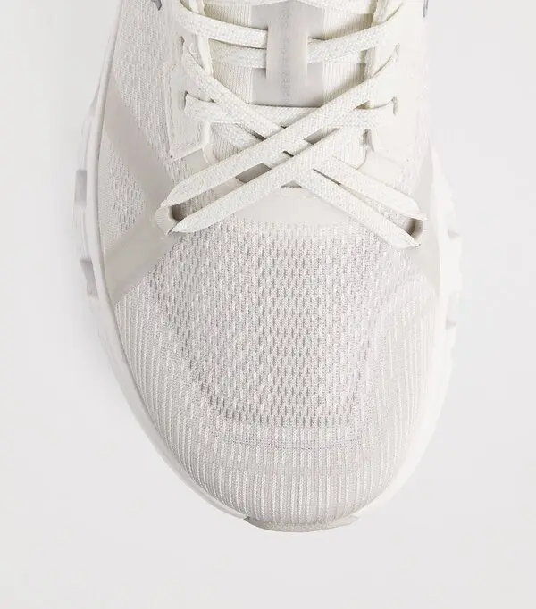 On Cloud X 4 Trainers