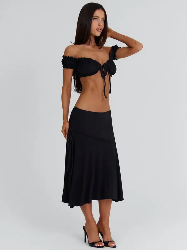 OUTCAST Arrielle Crop Top