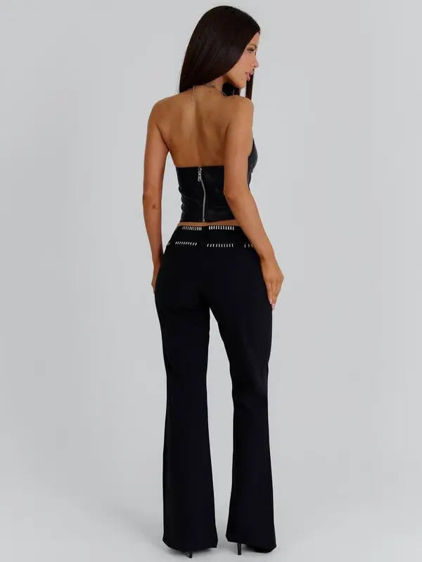 OUTCAST Jemma Pant