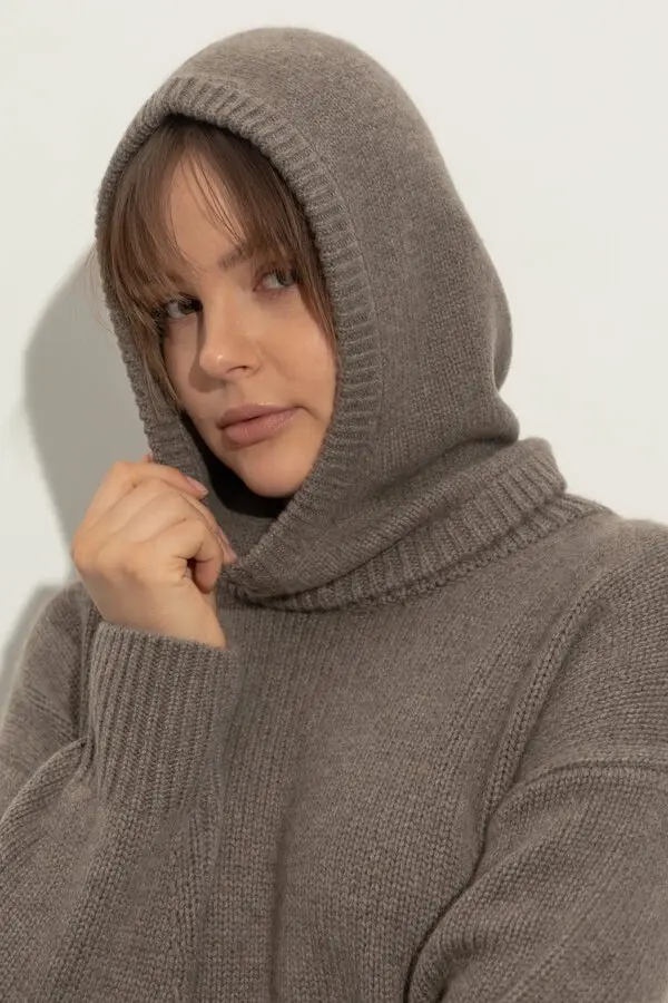 LISA YANG Astiri Jumper
