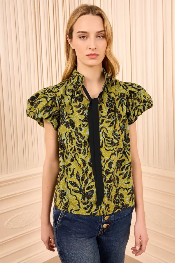Ulla Johnson Estela Short Sleeve Cotton Top With Bubble Sleeves And Ruffle Collar