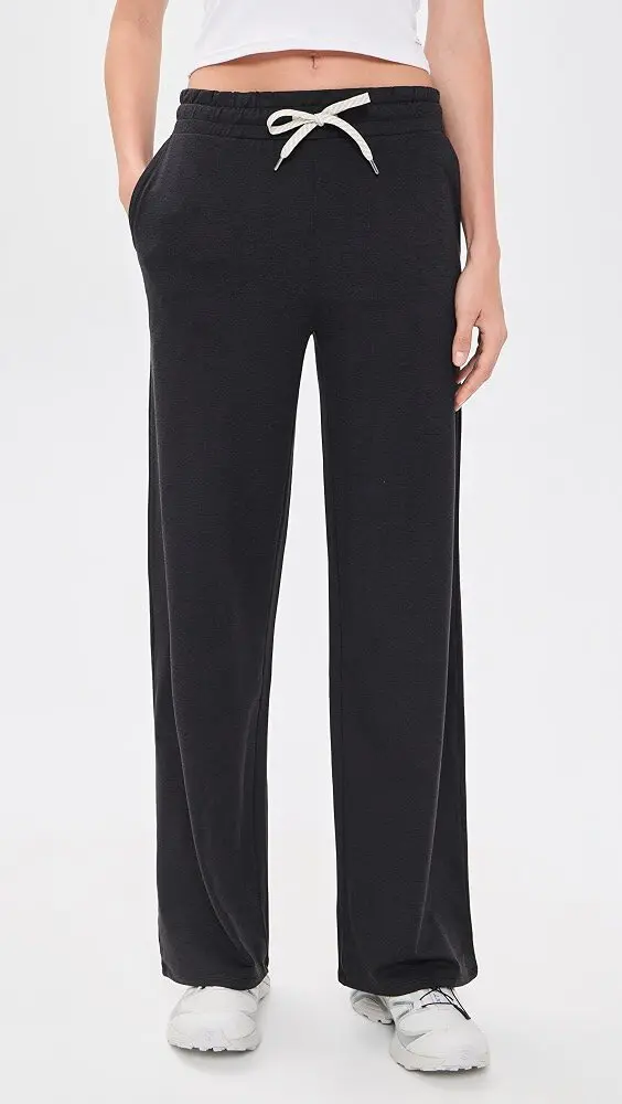 Vuori Halo Essential Wide Leg Pants - Black