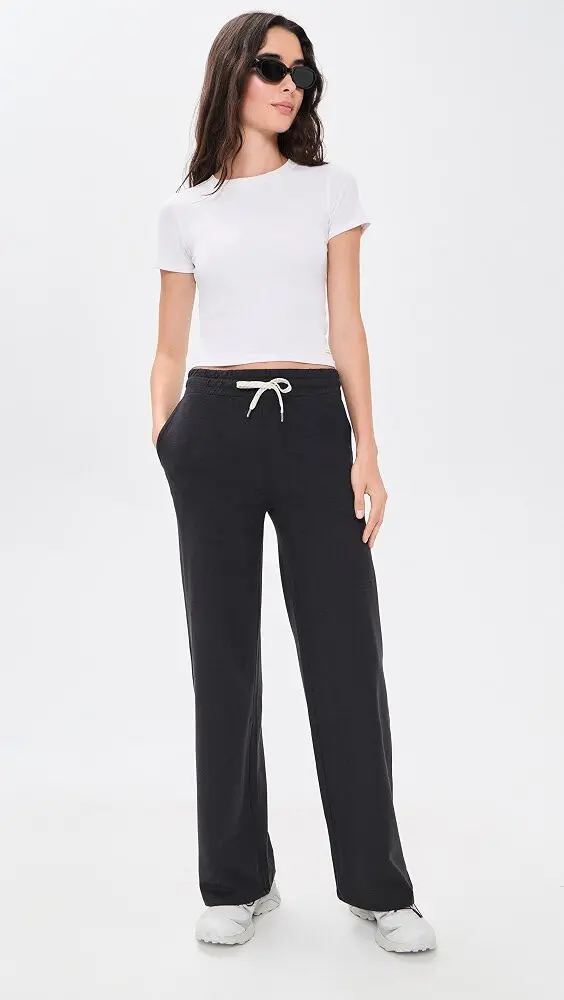 Vuori Halo Essential Wide Leg Pants
