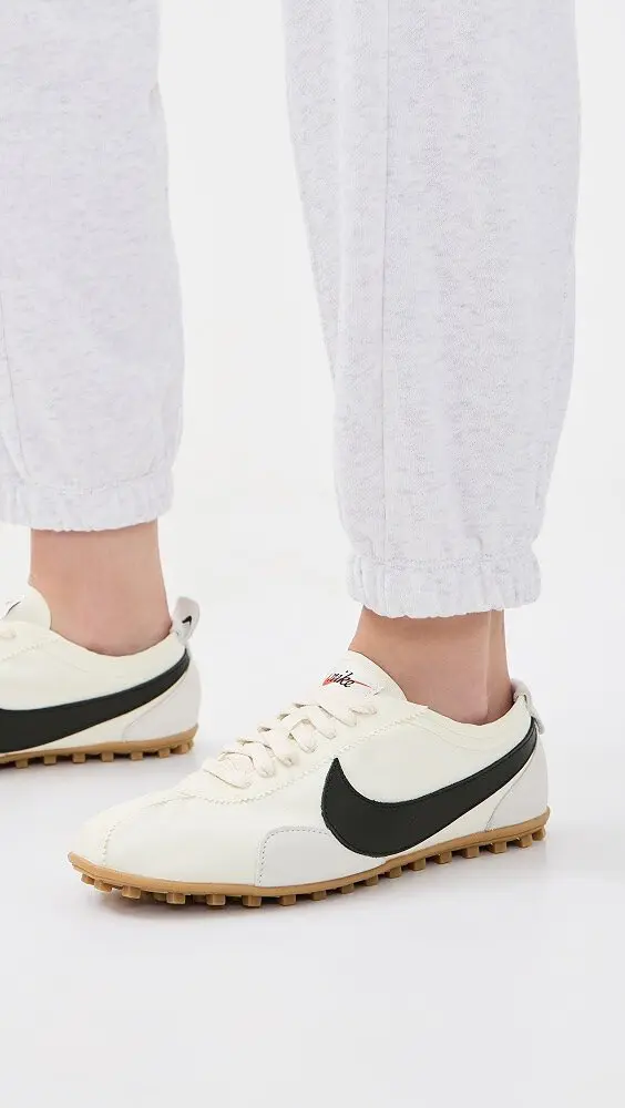 Nike Moon Shoe Og Sneakers