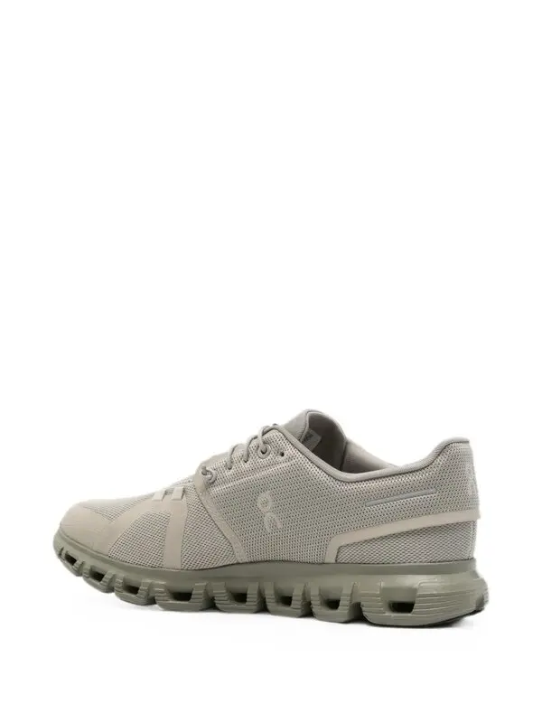 On 6 Sneakers