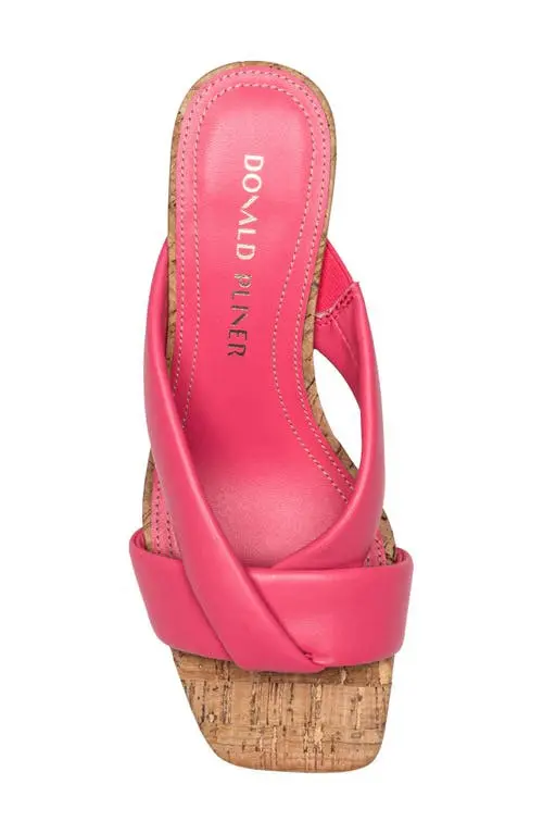 DONALD PLINER Gennessa Sandal - Pink