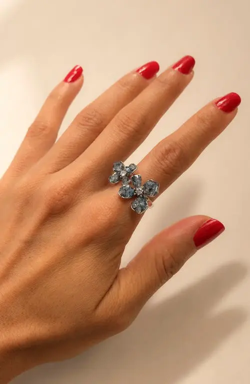 LA MENO Drusy Quartz Flower Ring
