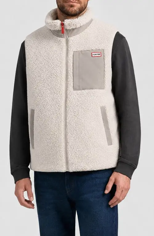 Hunter Noah Faux Shearling Vest - Egret