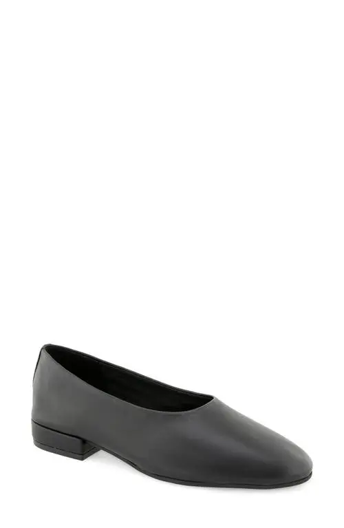 KENNETH COLE Garland Flat - Black Leather