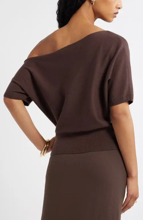 OPEN EDIT One-shoulder Short Sleeve Sweater - Brown Seal