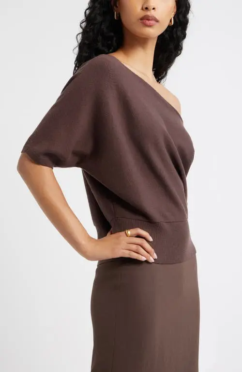 OPEN EDIT One-shoulder Short Sleeve Sweater - Brown Seal