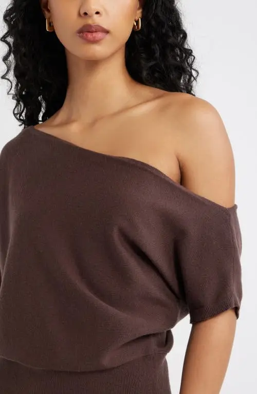 OPEN EDIT One-shoulder Short Sleeve Sweater - Brown Seal