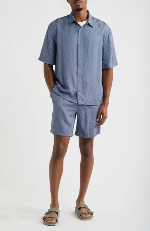 OPEN EDIT Stripe Short Sleeve Seersucker Button-up Shirt