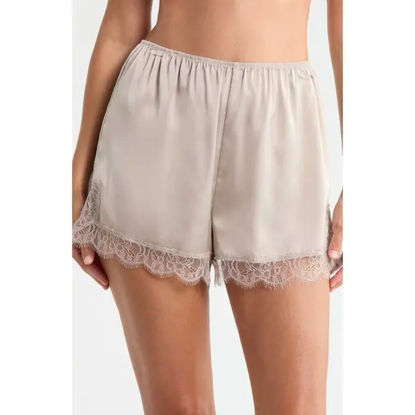 Nordstrom Scalloped Lace Trim Satin Tap Shorts - Beige String