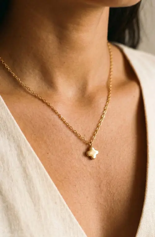 Argento Vivo Puffy Clover Pendant Necklace