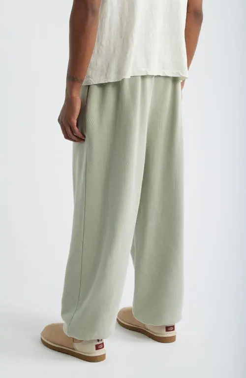 ELWOOD Relaxed Joggers - Sage