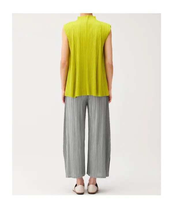 Issey Miyake Sleeveless Top