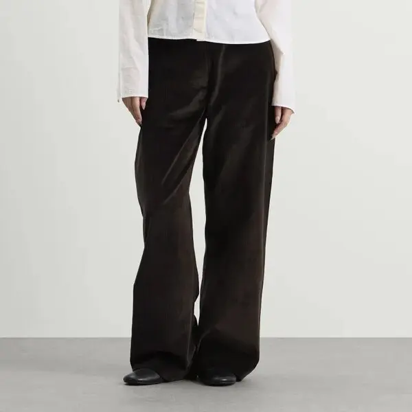 Studio Nicholson Loose-fitting, Curved Casual Pants