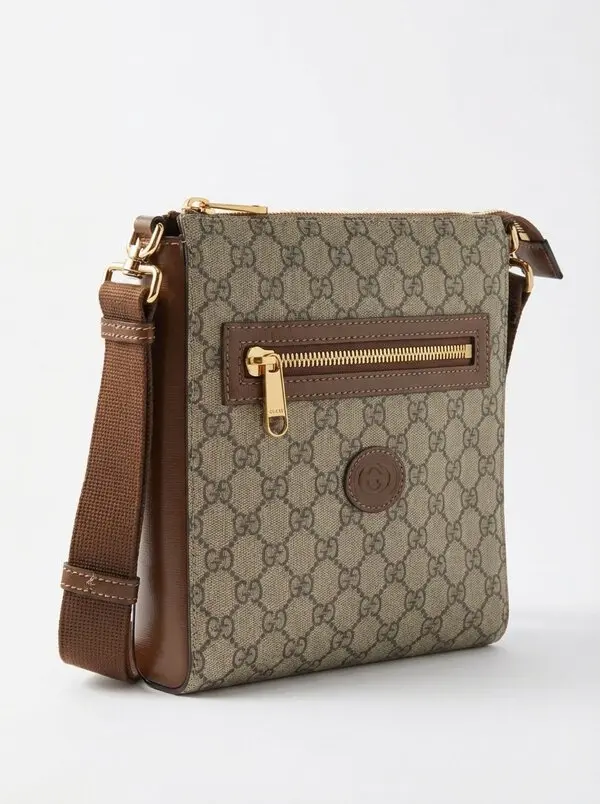 Gucci Gg Supreme Zipped Messenger Bag