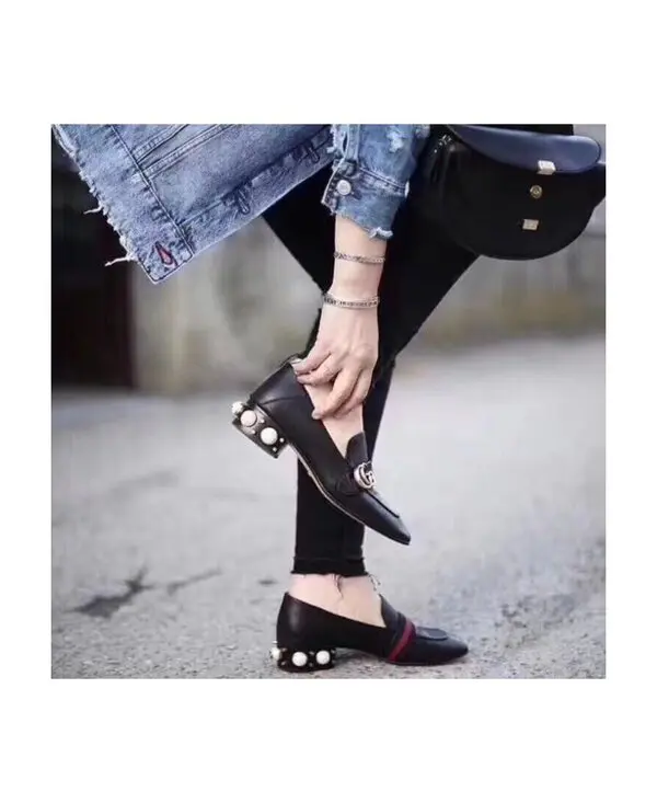 Gucci Mid-heel Leather Loafer