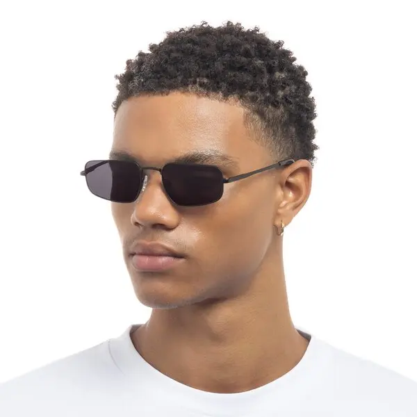 Le Specs Metagalactic