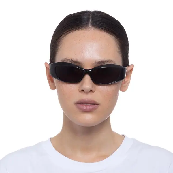 Le Specs Swift Lust