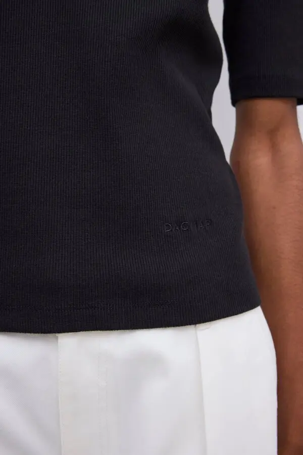 HOUSE OF DAGMAR Fitted Rib T-shirt - Black