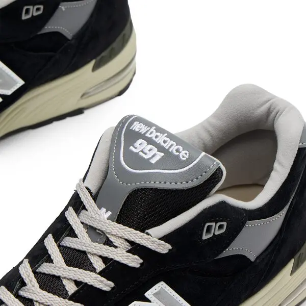 NEW BALANCE 991v1 Sneaker Made In Uk