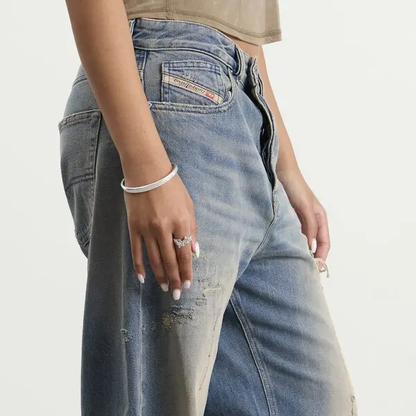 TWOJEYS Tilted Icon Ring