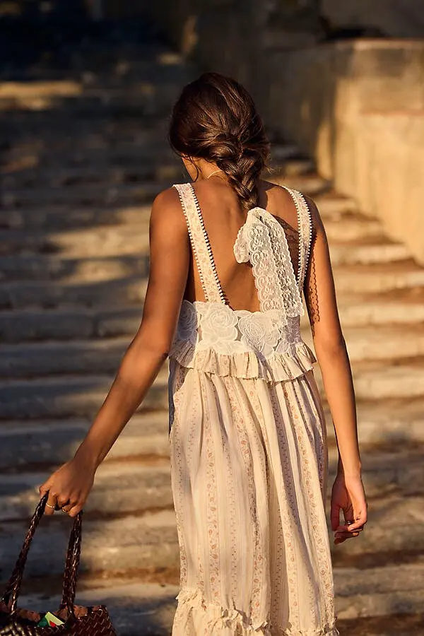 LYREBIRD Badoll Midi Dress