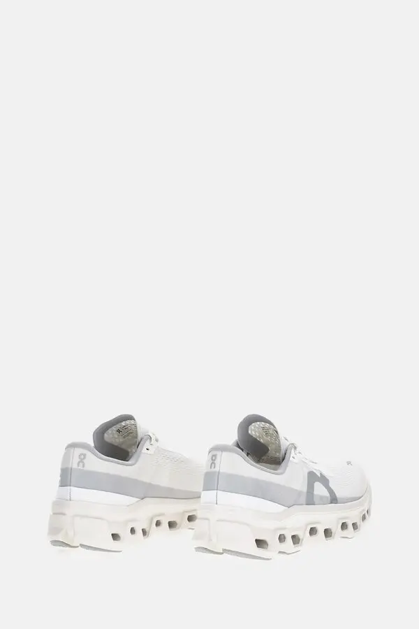 On Cloudmonster Sneakers - White