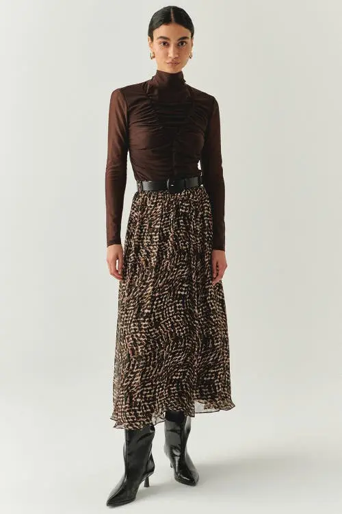 EXQUISE Drew Turtleneck Blouse