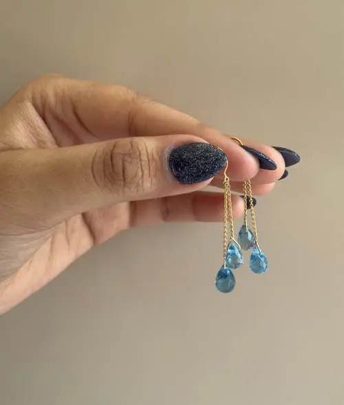 ZUVAN Glow Earrings
