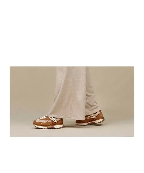 UGG Retrofi Suede-panelled Running Sneakers