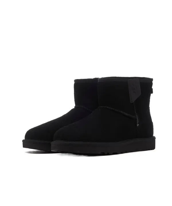 UGG Classic Mini Bailey Ankle Boots