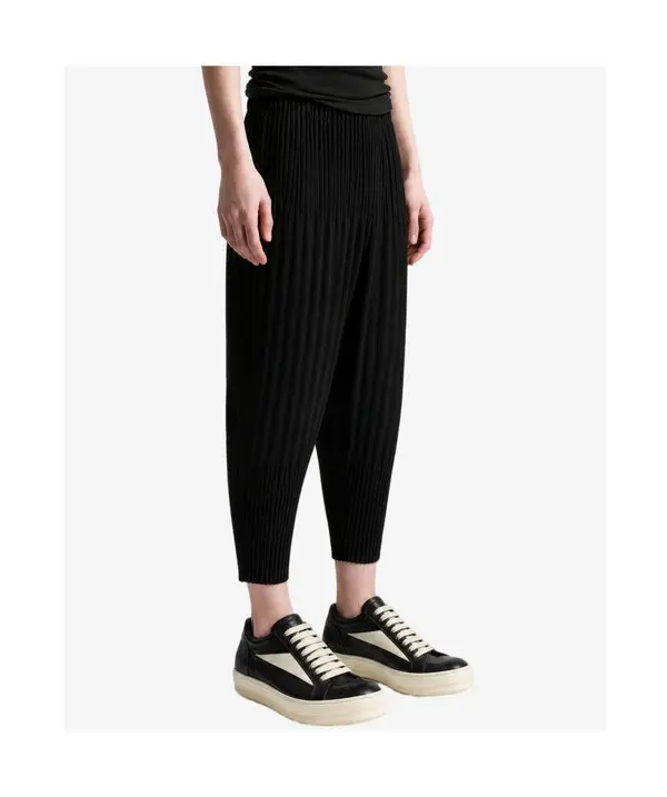 Issey Miyake Pleated Cropped Trousers
