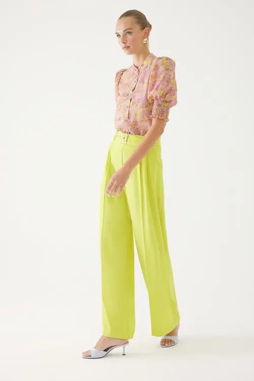 EXQUISE Isla Balloon Sleeve Shirt
