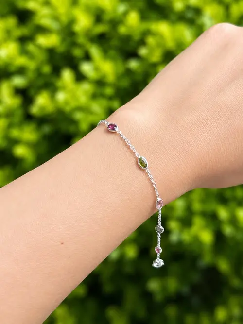ZUVAN Blush Meadow Multi-stone