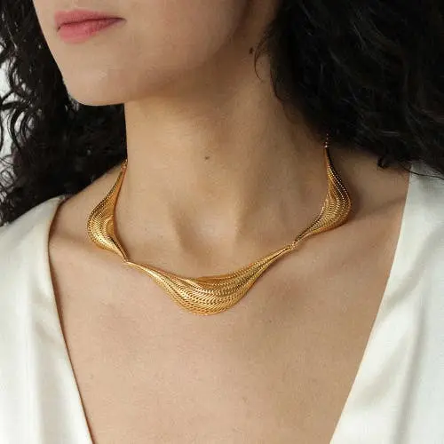 LAMINAR JEWELRY Flow Large Necklace - Gold