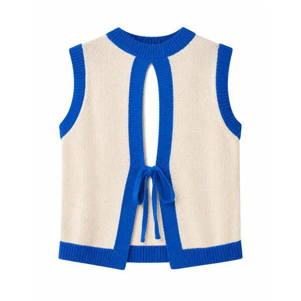 Mind Traveler Laila And Blue Top - White