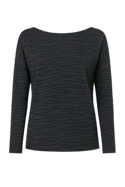 CONQUISTA Low Back Jacquard Top - Black