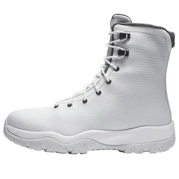 JORDAN Future Boot Platinum