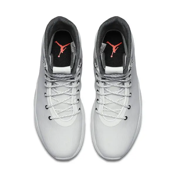 JORDAN Future Boot Platinum