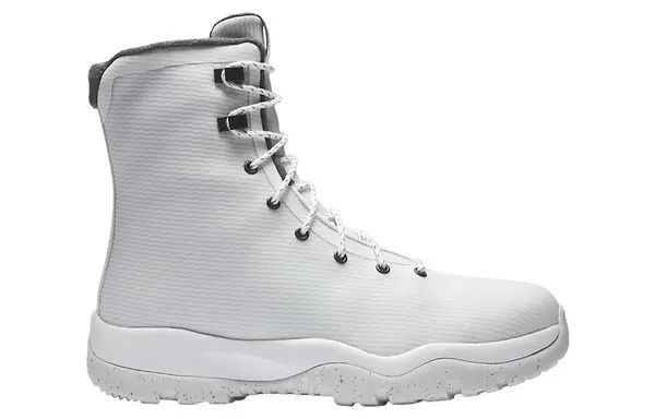 JORDAN Air Future Boot Platinum