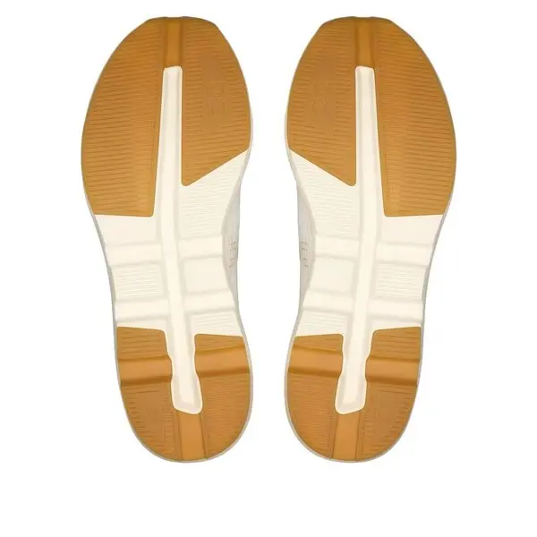 On Cloudzone Moon Sneakers - Ivory/putty