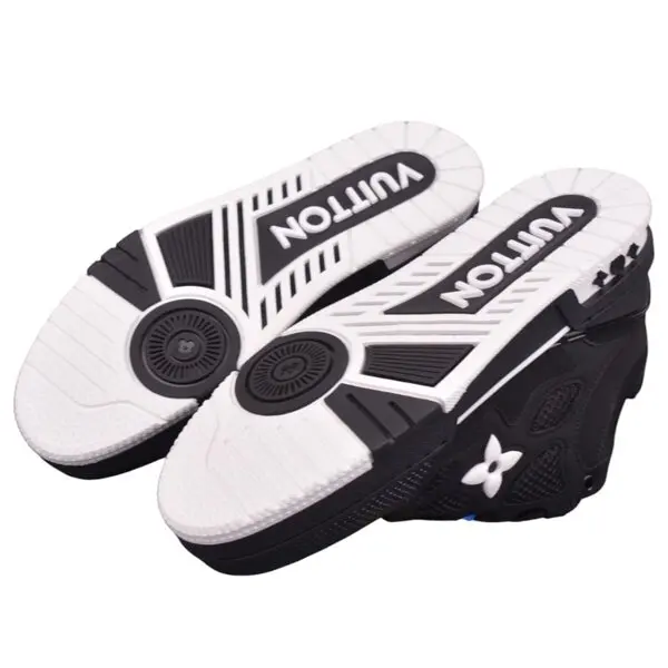 LOUIS VUITTON Skate Sneaker 'black White
