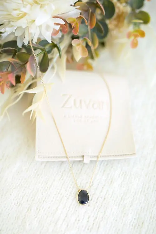 ZUVAN Eclipse Necklace