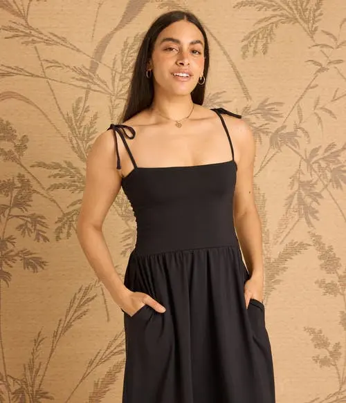 KNOWN SUPPLY Scarlett Dress - Black