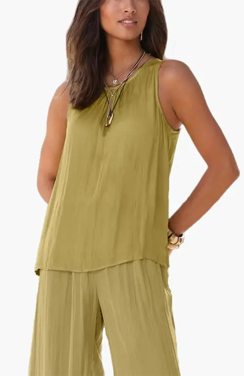 LASCANA Flowy Textured Sleeveless Top