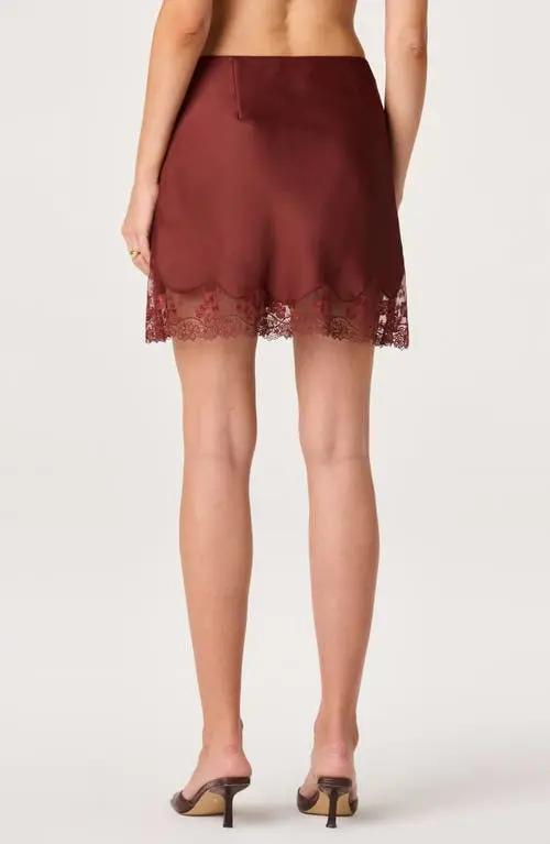 Astr The Label Yulissa Lace Hem Miniskirt - Rust